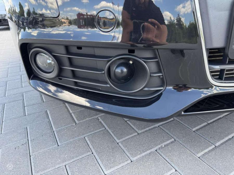 Black Audi A4 2011 in Telschi, with an engine capacity of 1.97 L and mileage of 250 thousand km for 5999 €, photo 12 on AUTOMOTO.COM.LV