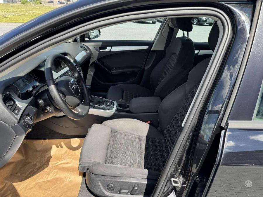 Black Audi A4 2011 in Telschi, with an engine capacity of 1.97 L and mileage of 250 thousand km for 5999 €, photo 19 on AUTOMOTO.COM.LV