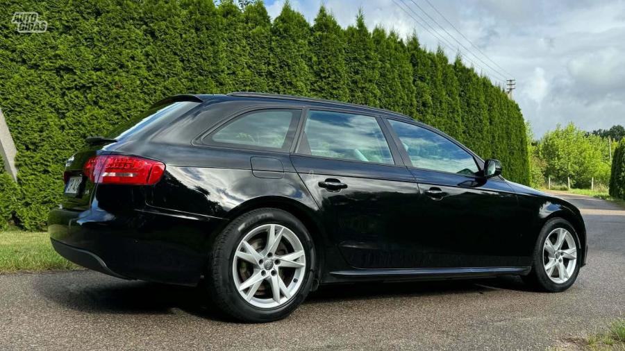 Black Audi A4 2011 in Kaunas, with an engine capacity of 2.00 L and mileage of 328 thousand km for 4100 €, photo 7 on AUTOMOTO.COM.LV