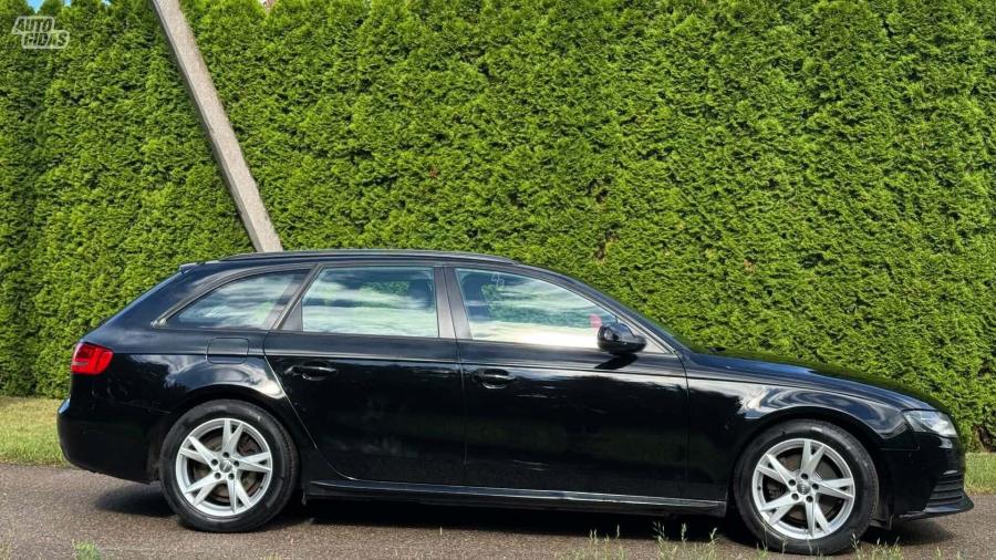Black Audi A4 2011 in Kaunas, with an engine capacity of 2.00 L and mileage of 328 thousand km for 4100 €, photo 8 on AUTOMOTO.COM.LV