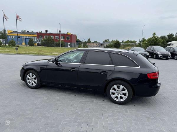 Black Audi A4 2011 in Telschi, with an engine capacity of 1.97 L and mileage of 298 thousand km for 5700 €, photo 3 on AUTOMOTO.COM.LV