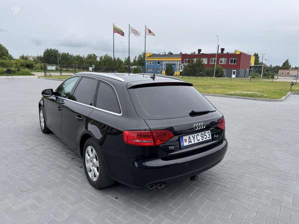 Black Audi A4 2011 in Telschi, with an engine capacity of 1.97 L and mileage of 298 thousand km for 5700 €, photo 4 on AUTOMOTO.COM.LV