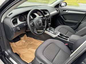 Black Audi A4 2011 in Telschi, with an engine capacity of 1.97 L and mileage of 298 thousand km for 5700 €, photo 18 on AUTOMOTO.COM.LV