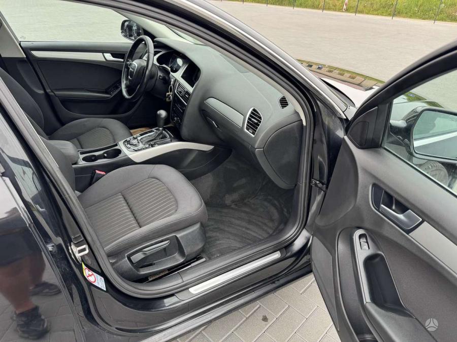 Black Audi A4 2011 in Telschi, with an engine capacity of 1.97 L and mileage of 298 thousand km for 5700 €, photo 24 on AUTOMOTO.COM.LV