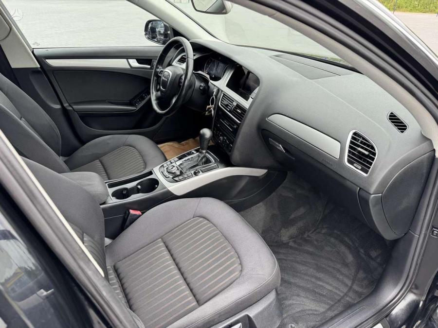 Black Audi A4 2011 in Telschi, with an engine capacity of 1.97 L and mileage of 298 thousand km for 5700 €, photo 25 on AUTOMOTO.COM.LV