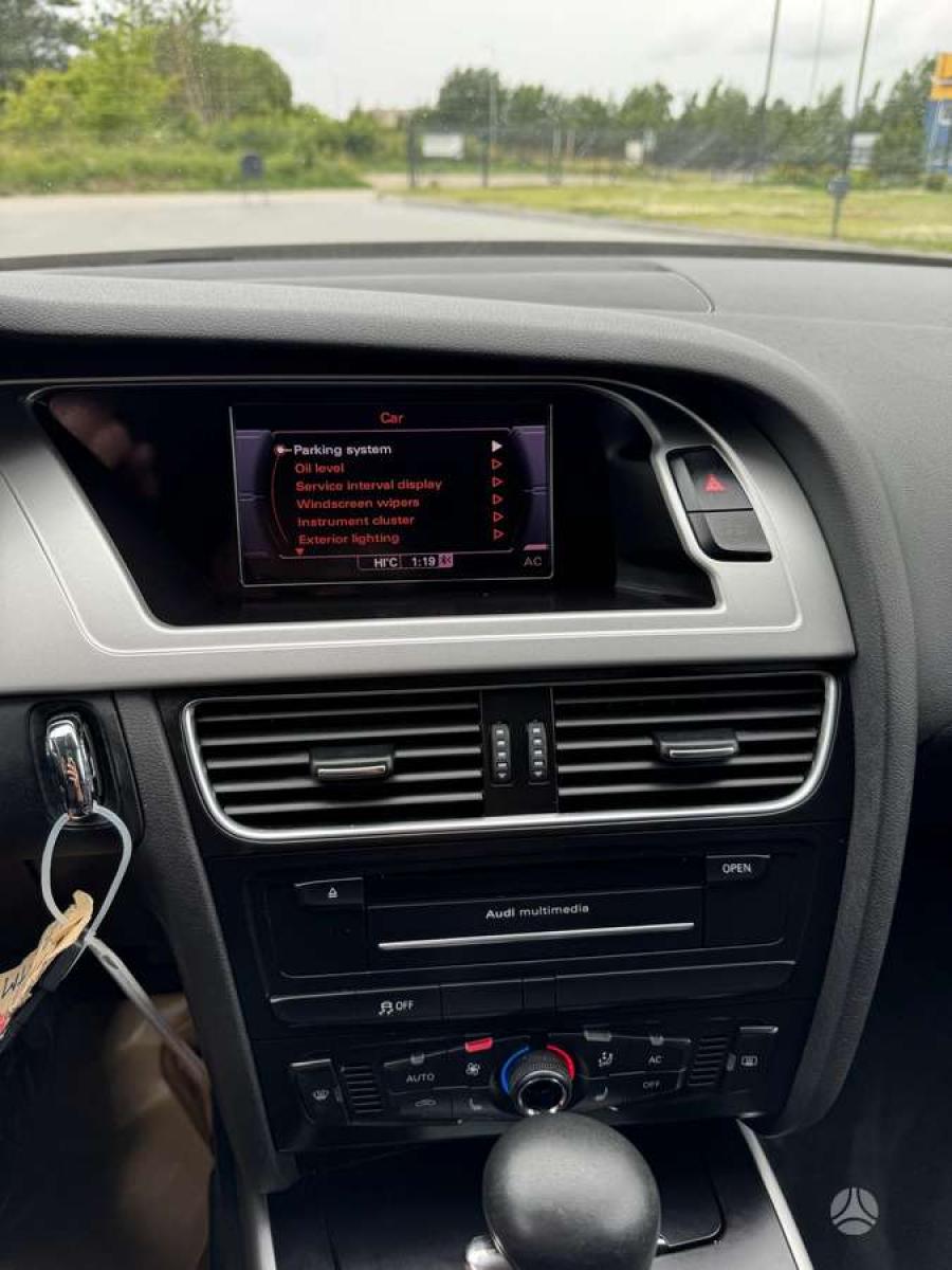Black Audi A4 2011 in Telschi, with an engine capacity of 1.97 L and mileage of 298 thousand km for 5700 €, photo 32 on AUTOMOTO.COM.LV