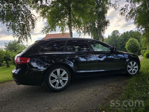 Black Audi A4 2011 in Talsi, with an engine capacity of 2.70 L and mileage of 0 thousand km for 5400 €, photo 4 on AUTOMOTO.COM.LV