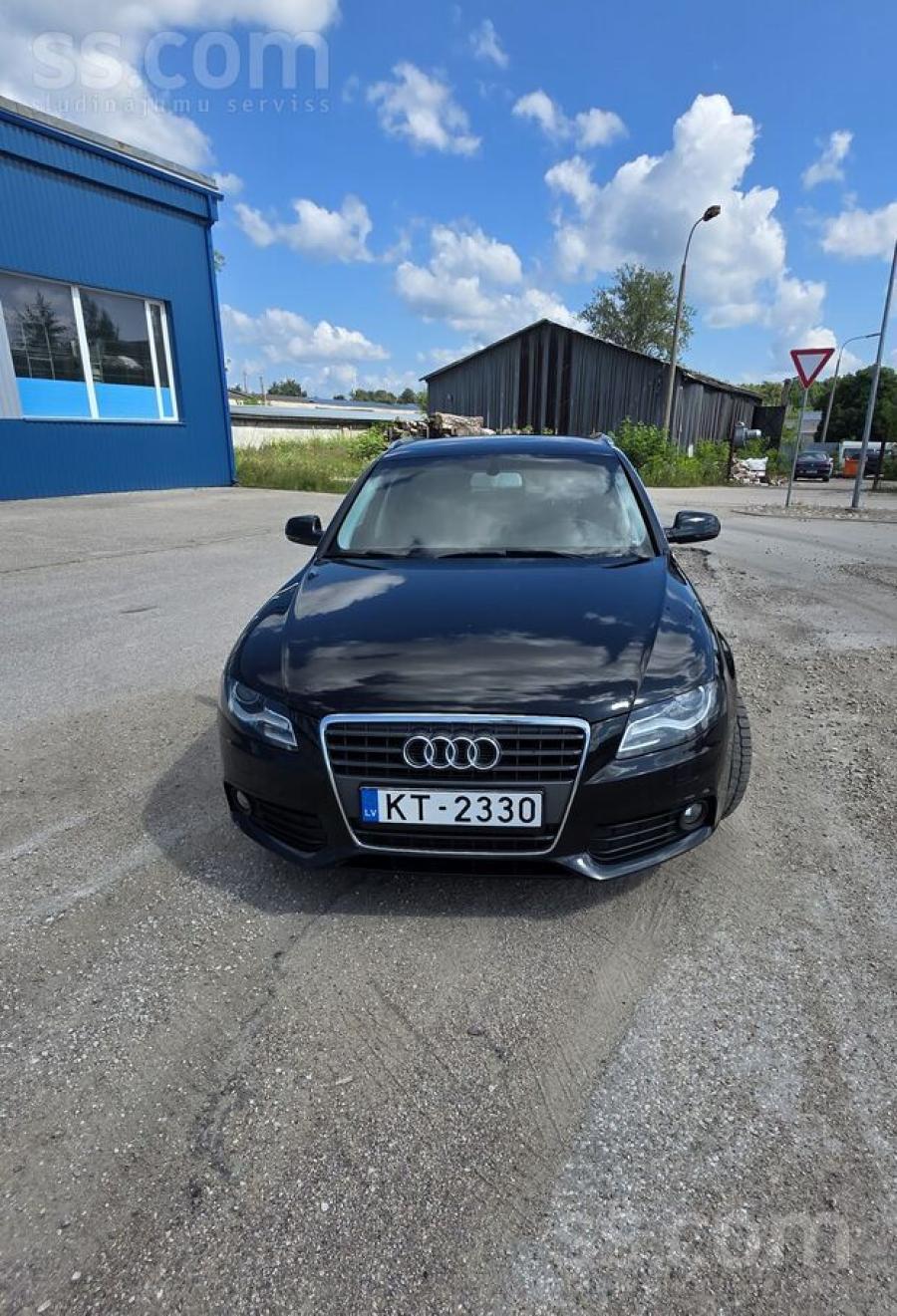 Melns Audi A4 2011 Rīga, ar dzinēja tilpumu 1.80 L un nobraukumu 242 tūkst. km par 5500 €, foto 4 vietnē AUTOMOTO.COM.LV
