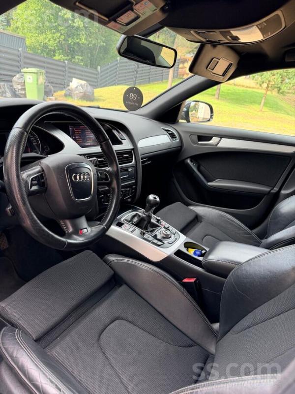 Melns Audi A4 2011 Daugavpils, ar dzinēja tilpumu 2.00 L un nobraukumu 287 tūkst. km par 5900 €, foto 9 vietnē AUTOMOTO.COM.LV