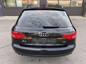 Black Audi A4 2011 in Utena, with an engine capacity of 1.97 L and mileage of 204 thousand km for 5200 €, photo 11 on AUTOMOTO.COM.LV