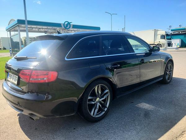 Melns Audi A4 2011 Jegeva, ar dzinēja tilpumu 2.70 L un nobraukumu 321 tūkst. km par 5000 €, foto 6 vietnē AUTOMOTO.COM.LV