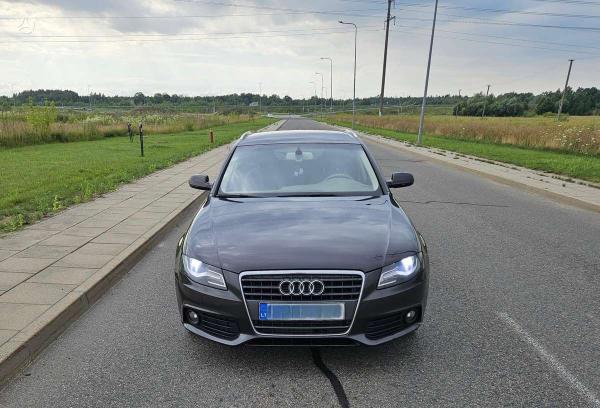 Melns Audi A4 2011 Panevēža, ar dzinēja tilpumu 1.97 L un nobraukumu 387 tūkst. km par 4999 €, foto 2 vietnē AUTOMOTO.COM.LV