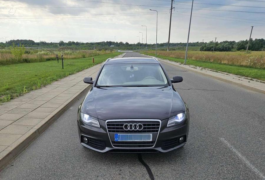 Melns Audi A4 2011 Panevēža, ar dzinēja tilpumu 1.97 L un nobraukumu 387 tūkst. km par 4999 €, foto 3 vietnē AUTOMOTO.COM.LV