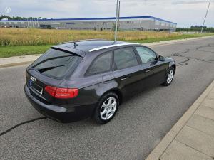 Melns Audi A4 2011 Panevēža, ar dzinēja tilpumu 1.97 L un nobraukumu 387 tūkst. km par 4999 €, foto 7 vietnē AUTOMOTO.COM.LV