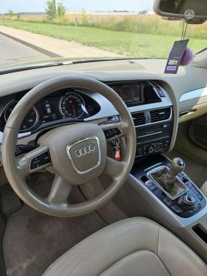 Melns Audi A4 2011 Panevēža, ar dzinēja tilpumu 1.97 L un nobraukumu 387 tūkst. km par 4999 €, foto 14 vietnē AUTOMOTO.COM.LV