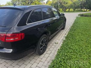 Black Audi A4 2011 in Bauska, with an engine capacity of 2.00 L and mileage of 203 thousand km for 7000 €, photo 3 on AUTOMOTO.COM.LV