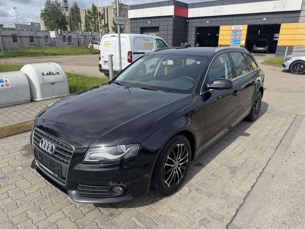 Black Audi A4 2011 in Kaunas, with an engine capacity of 1.97 L and mileage of 283 thousand km for 5650 €, photo 3 on AUTOMOTO.COM.LV