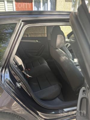 Melns Audi A4 2011 Rēzekne, ar dzinēja tilpumu 2.00 L un nobraukumu 324 tūkst. km par 4200 €, foto 8 vietnē AUTOMOTO.COM.LV