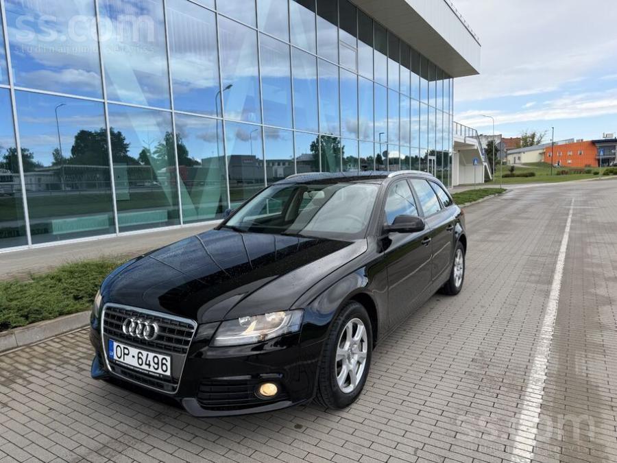 Melns Audi A4 2011 Rēzekne, ar dzinēja tilpumu 2.00 L un nobraukumu 0 tūkst. km par 6250 €, foto 4 vietnē AUTOMOTO.COM.LV