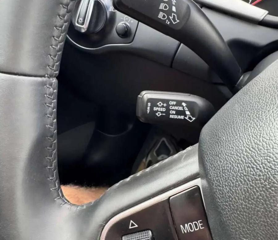 Melns Audi A4 2011 Telšiai, ar dzinēja tilpumu 2.00 L un nobraukumu 259 tūkst. km par 5690 €, foto 20 vietnē AUTOMOTO.COM.LV