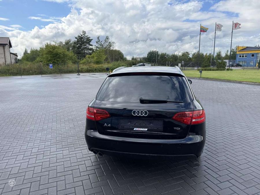 Black Audi A4 2011 in Telschi, with an engine capacity of 1.97 L and mileage of 260 thousand km for 5700 €, photo 6 on AUTOMOTO.COM.LV