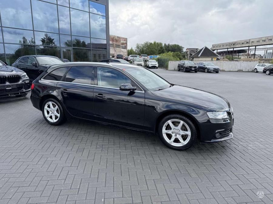 Black Audi A4 2011 in Telschi, with an engine capacity of 1.97 L and mileage of 260 thousand km for 5700 €, photo 9 on AUTOMOTO.COM.LV