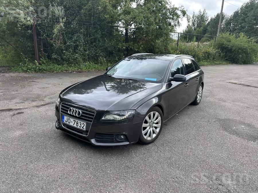 Black Audi A4 2011 in Riga, with an engine capacity of 2.00 L and mileage of 359 thousand km for 5500 €, photo 1 on AUTOMOTO.COM.LV
