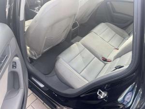 Black Audi A4 2011 in Taurage, with an engine capacity of 1.97 L and mileage of 304 thousand km for 3800 €, photo 7 on AUTOMOTO.COM.LV