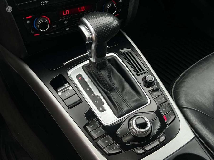 Melns Audi A4 2011 Panevēža, ar dzinēja tilpumu 1.97 L un nobraukumu 303 tūkst. km par 6500 €, foto 15 vietnē AUTOMOTO.COM.LV