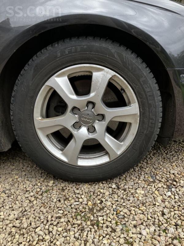Melns Audi A4 2011 Aizkraukle, ar dzinēja tilpumu 2.00 L un nobraukumu 257 tūkst. km par 7200 €, foto 5 vietnē AUTOMOTO.COM.LV