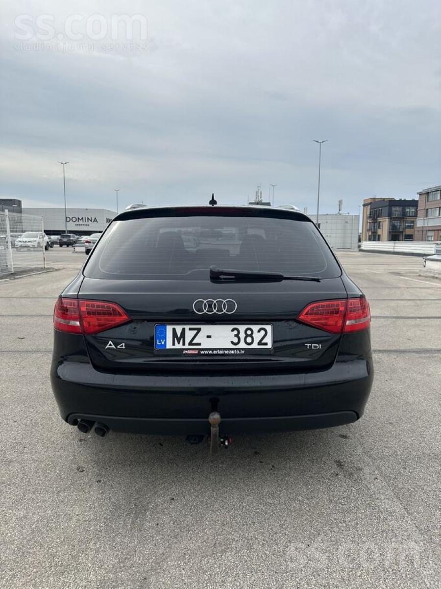 Black Audi A4 2011 in Riga, with an engine capacity of 2.00 L and mileage of 340 thousand km for 5100 €, photo 5 on AUTOMOTO.COM.LV