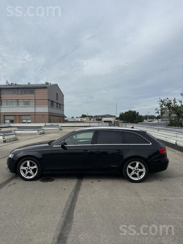 Black Audi A4 2011 in Riga, with an engine capacity of 2.00 L and mileage of 340 thousand km for 5100 €, photo 6 on AUTOMOTO.COM.LV