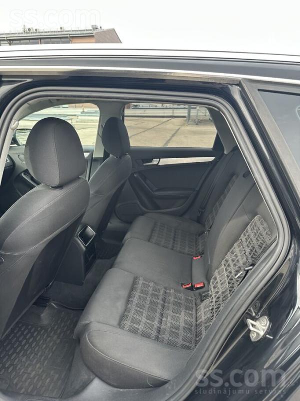 Black Audi A4 2011 in Riga, with an engine capacity of 2.00 L and mileage of 340 thousand km for 5100 €, photo 10 on AUTOMOTO.COM.LV