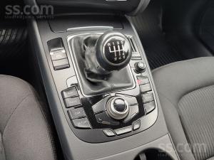 Black Audi A4 2011 in Riga, with an engine capacity of 2.00 L and mileage of 198 thousand km for 6450 €, photo 4 on AUTOMOTO.COM.LV