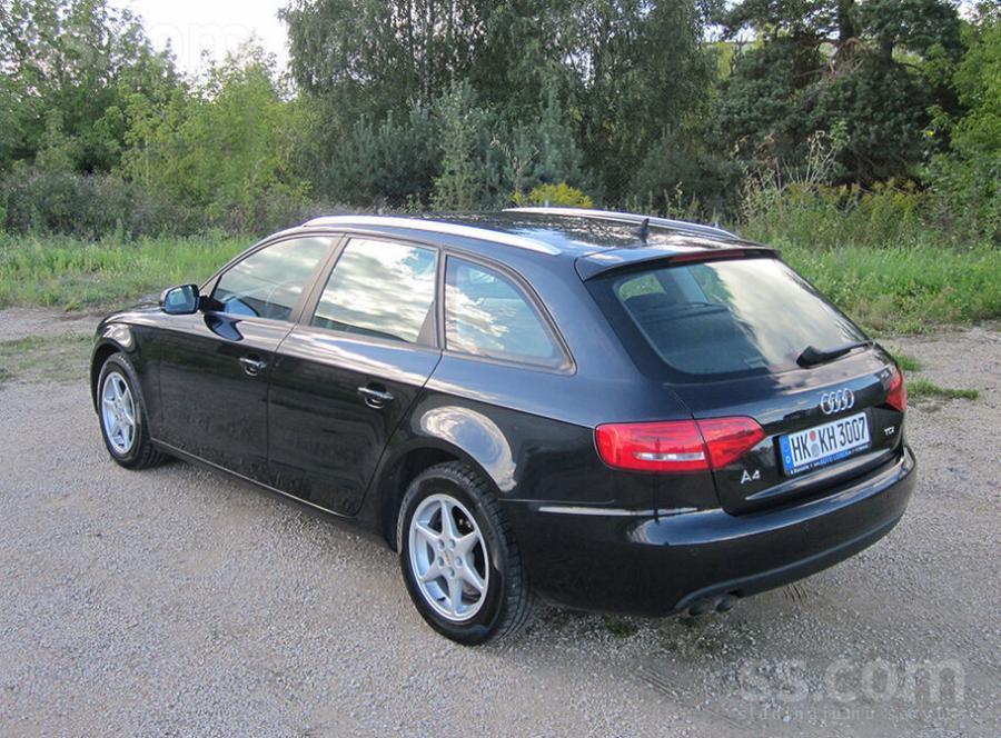 Black Audi A4 2011 in Riga, with an engine capacity of 2.00 L and mileage of 198 thousand km for 6450 €, photo 12 on AUTOMOTO.COM.LV