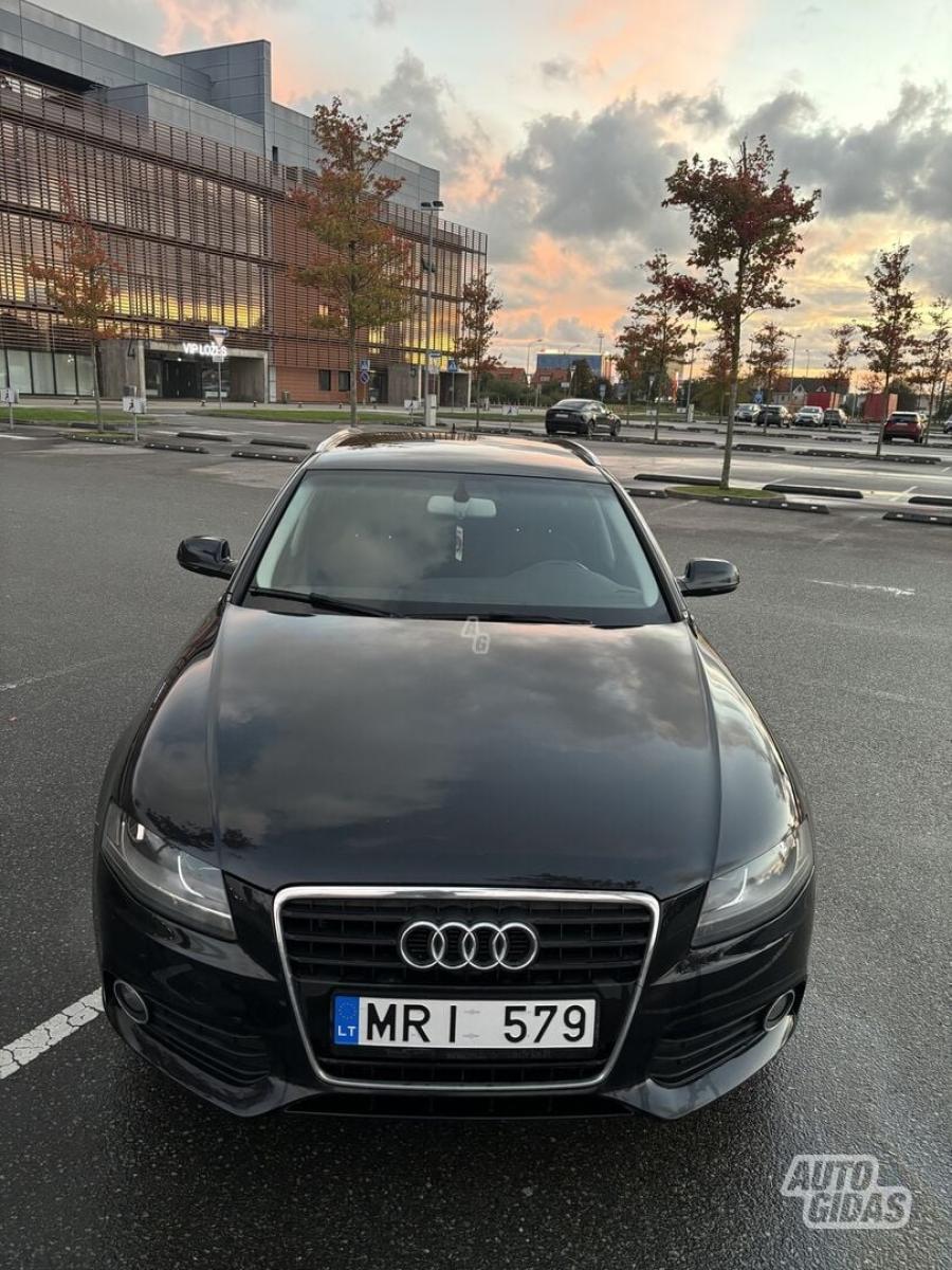Black Audi A4 2011 in Klaipeda, with an engine capacity of 2.00 L and mileage of 355 thousand km for 5300 €, photo 6 on AUTOMOTO.COM.LV