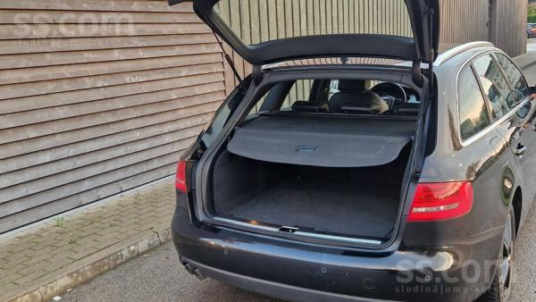 Black Audi A4 2011 in Jelgava, with an engine capacity of 2.00 L and mileage of 371 thousand km for 5950 €, photo 10 on AUTOMOTO.COM.LV