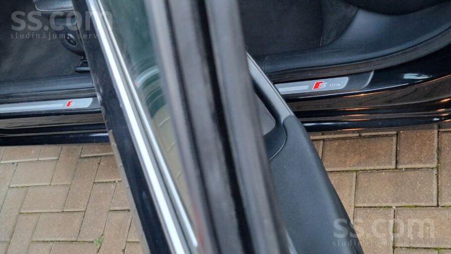 Black Audi A4 2011 in Jelgava, with an engine capacity of 2.00 L and mileage of 371 thousand km for 5950 €, photo 33 on AUTOMOTO.COM.LV