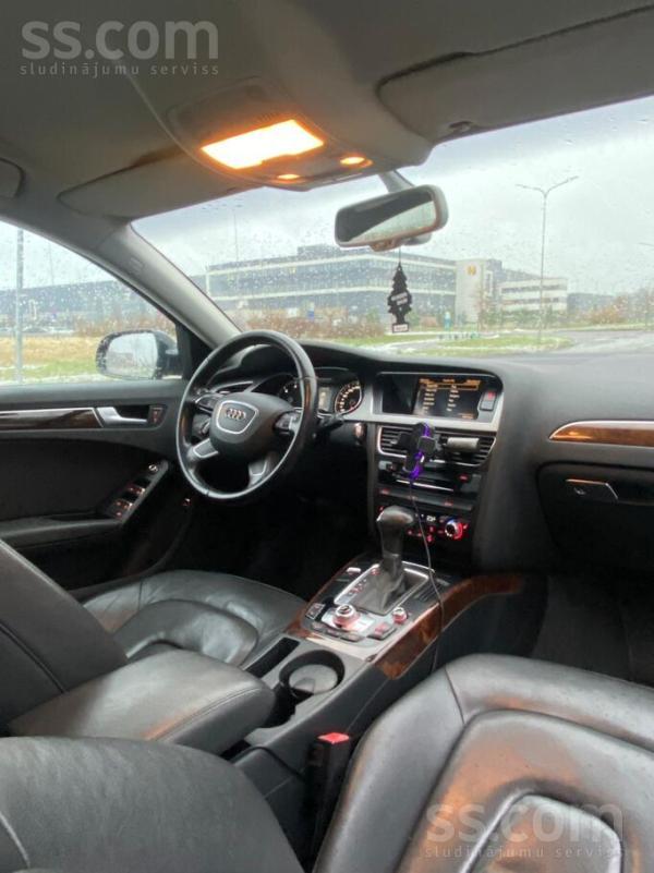 Melns Audi A4 2012 Rīga, ar dzinēja tilpumu 2.00 L un nobraukumu 281 tūkst. km par 7800 €, foto 5 vietnē AUTOMOTO.COM.LV