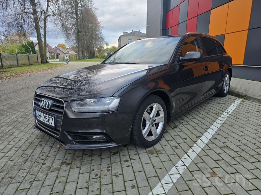 Melns Audi A4 2012 Rīga, ar dzinēja tilpumu 2.00 L un nobraukumu 267 tūkst. km par 7250 €, foto 2 vietnē AUTOMOTO.COM.LV