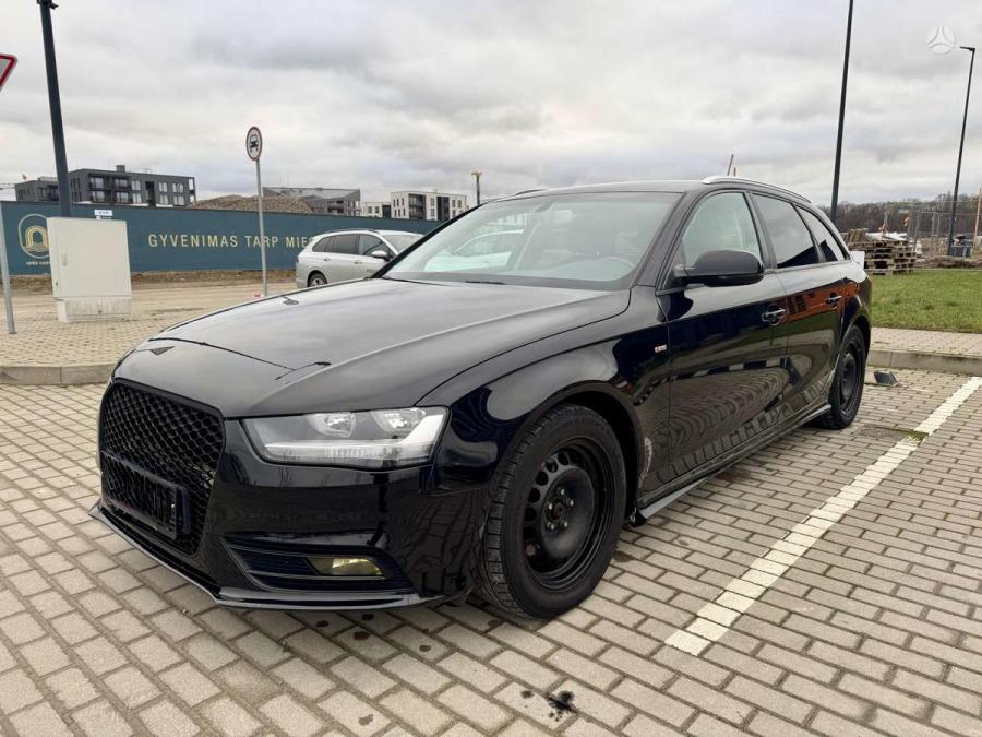 Black Audi A4 2012 in Kaunas, with an engine capacity of 1.97 L and mileage of 307 thousand km for 5800 €, photo 1 on AUTOMOTO.COM.LV