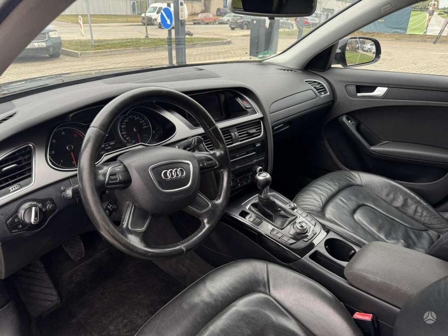 Black Audi A4 2012 in Kaunas, with an engine capacity of 1.97 L and mileage of 307 thousand km for 5800 €, photo 7 on AUTOMOTO.COM.LV