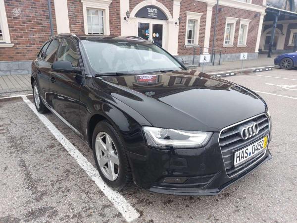 Melns Audi A4 2012 Kauņa, ar dzinēja tilpumu 1.97 L un nobraukumu 242 tūkst. km par 6790 €, foto 1 vietnē AUTOMOTO.COM.LV