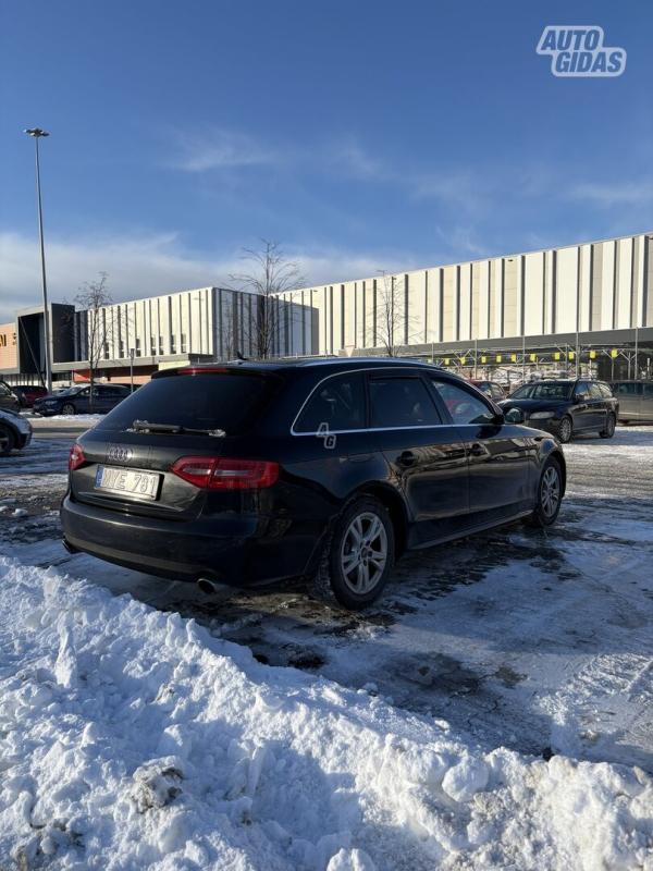Black Audi A4 2012 in Klaipeda, with an engine capacity of 1.80 L and mileage of 215 thousand km for 7200 €, photo 7 on AUTOMOTO.COM.LV