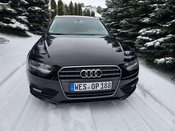 Black Audi A4 2012 in Utena, with an engine capacity of 1.98 L and mileage of 240 thousand km for 5600 €, photo 7 on AUTOMOTO.COM.LV