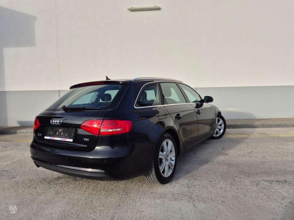 Black Audi A4 2012 in Kaunas, with an engine capacity of 1.97 L and mileage of 260 thousand km for 6999 €, photo 6 on AUTOMOTO.COM.LV