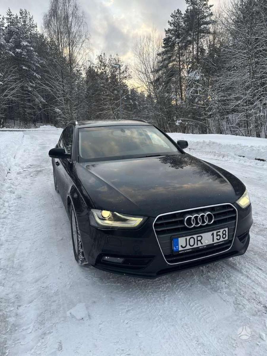 Melns Audi A4 2012 Viļņa, ar dzinēja tilpumu 1.97 L un nobraukumu 401 tūkst. km par 7200 €, foto 1 vietnē AUTOMOTO.COM.LV