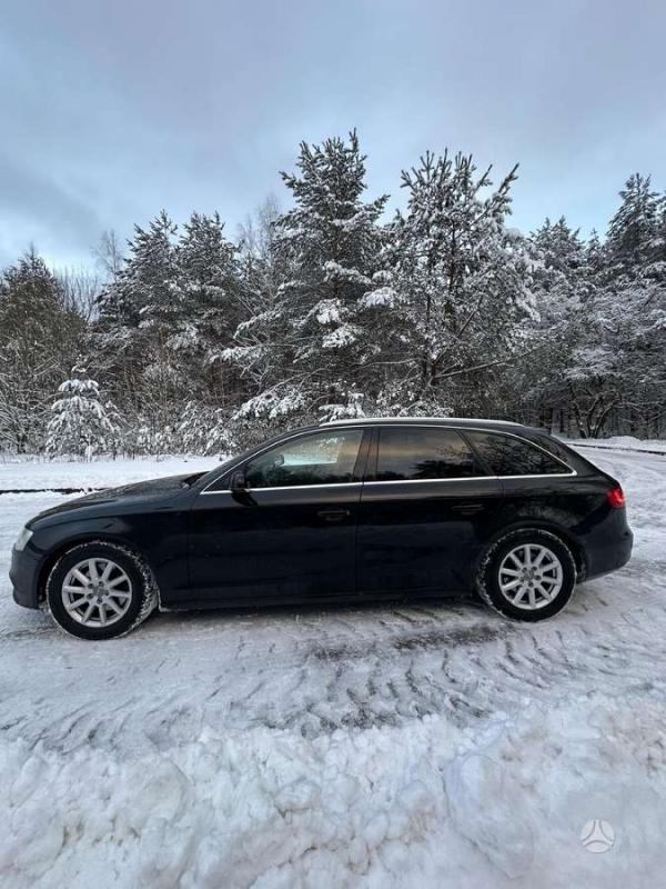Black Audi A4 2012 in Vilnius, with an engine capacity of 1.97 L and mileage of 401 thousand km for 7200 €, photo 5 on AUTOMOTO.COM.LV