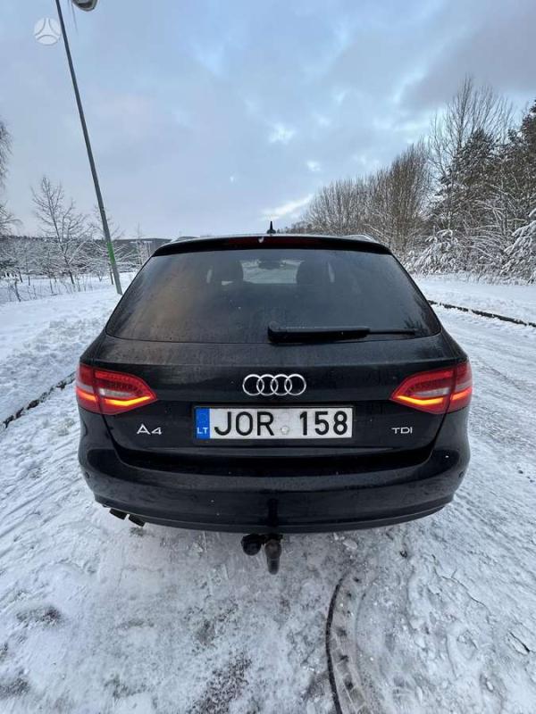 Black Audi A4 2012 in Vilnius, with an engine capacity of 1.97 L and mileage of 401 thousand km for 7200 €, photo 7 on AUTOMOTO.COM.LV