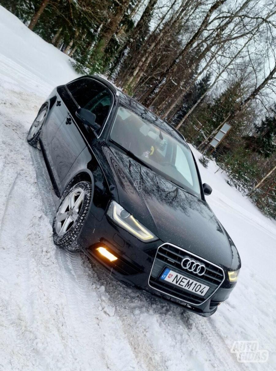 Melns Audi A4 2012 Šauļi, ar dzinēja tilpumu 2.00 L un nobraukumu 342 tūkst. km par 7200 €, foto 4 vietnē AUTOMOTO.COM.LV